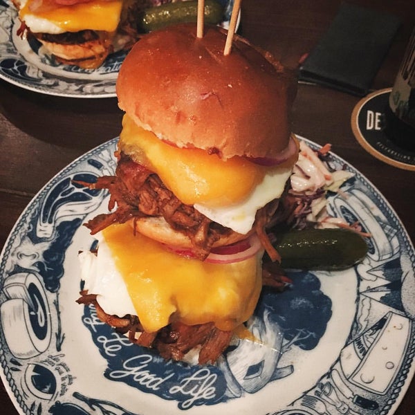 Dudes Delikatessen (Now Closed) - American Restaurant in Kreuzberg
