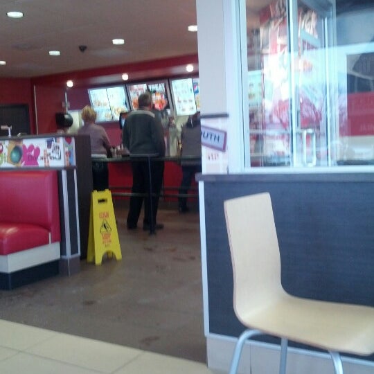 KFC - 843 Main Street North