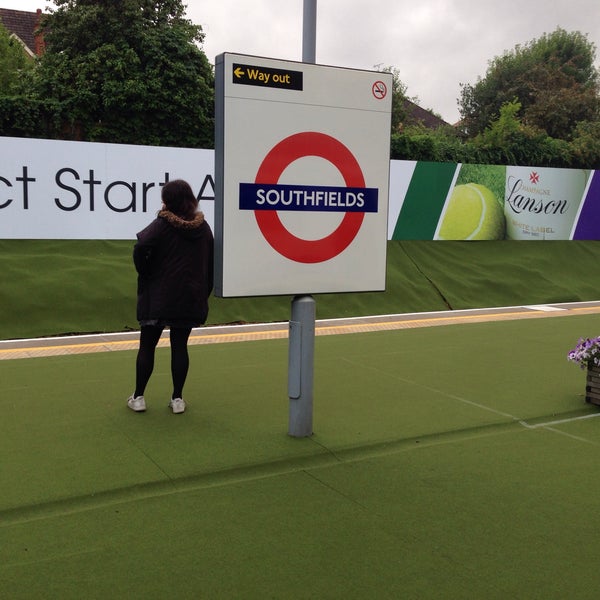 Southfields - Neighborhood in Wandsworth