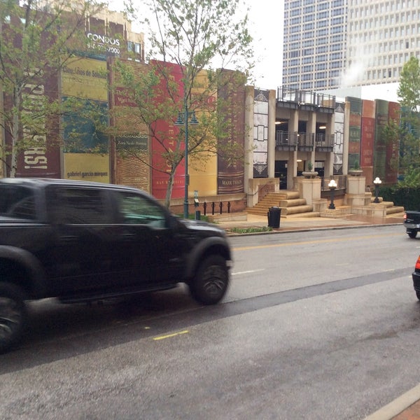 Kansas City Public Library: Central Library - 16 tips