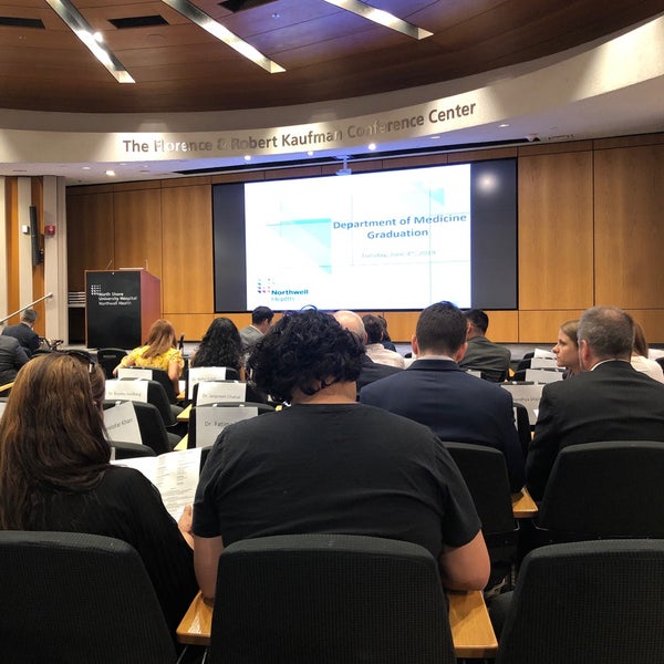 Rust Auditorium - Auditorium in Manhasset