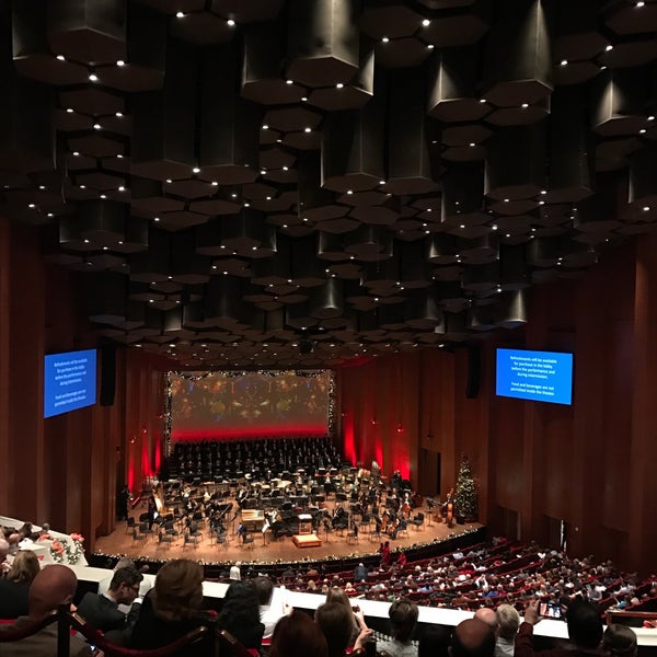 Jones Plaza - 2 tips from 760 visitors