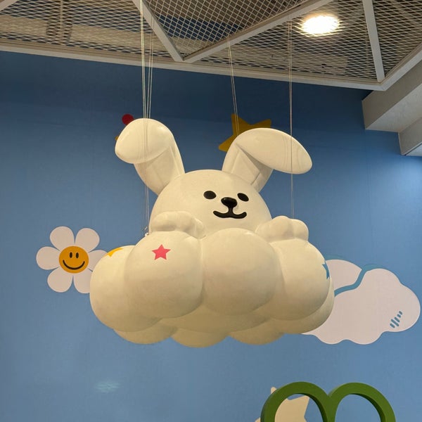 눈스퀘어 (NOON SQUARE) - Shopping Mall in 명동