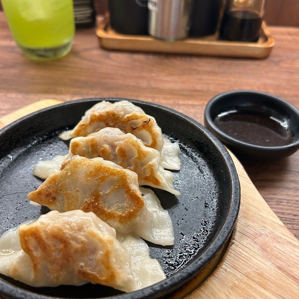 Tonchin Ramen (ทงชิน ราเมง) 屯ちん - Ramen Restaurant in Pathum Wan