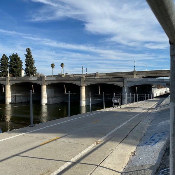 Glendale-Hyperion Bridge - Silver Lake - 2 tips