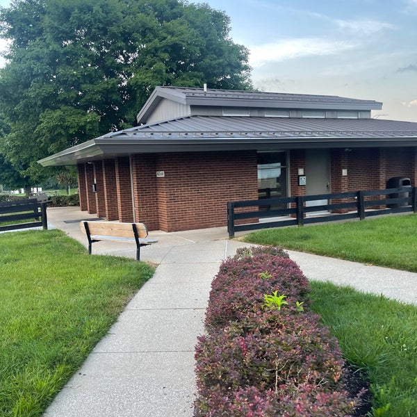 Rest Area — I-64E/W - Rest Area