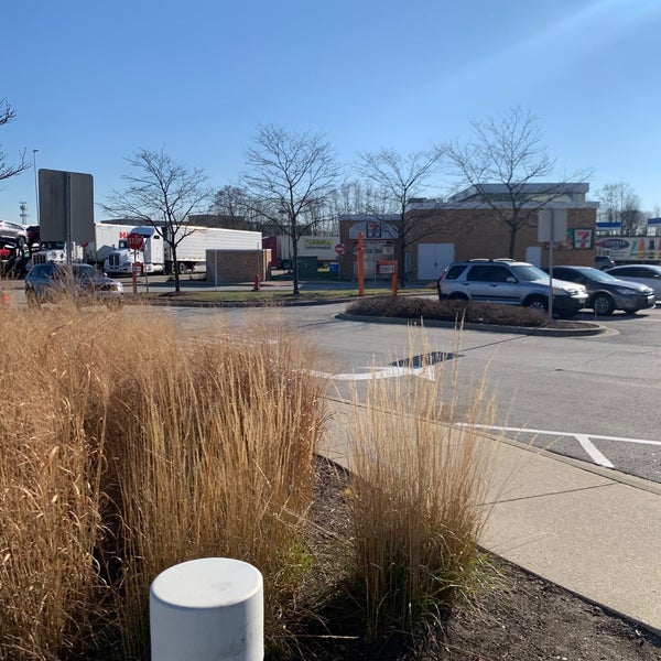 Photos at Lake Forest Oasis - Rest Area in Lake Forest