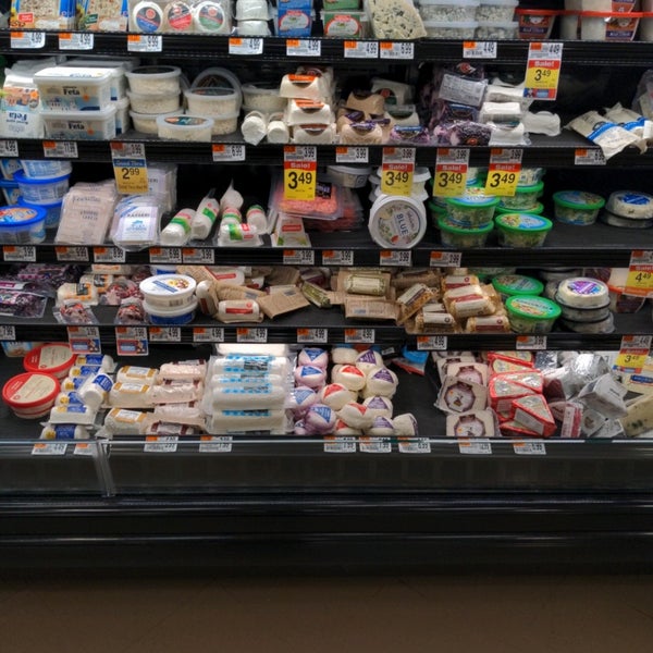 Shaw's - Grocery Store