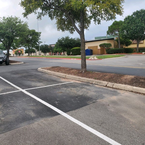 Photos at Alamo Quarry Market - Uptown Broadway - 17 tips from 2627 ...