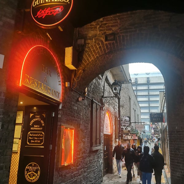 Temple Bar Square - Temple Bar - Dublin, Dublin City
