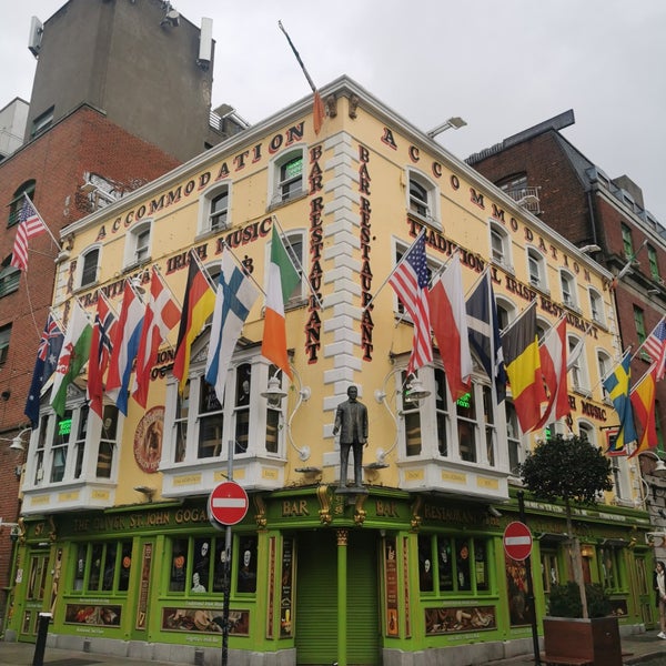 Photos at Temple Bar Square - Temple Bar - Dublin, Dublin City