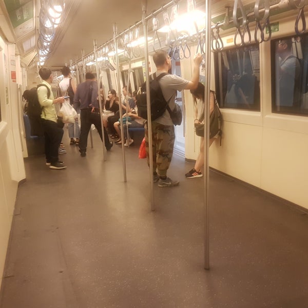 MRT Blue Line (รถไฟฟ้ามหานคร สายสีน้ำเงิน) - Train