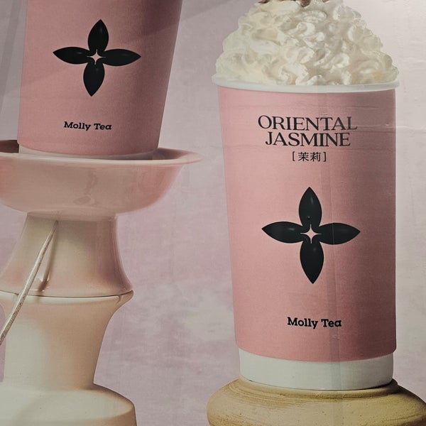Molly Tea (มอลลี่ ที) 茉莉奶白 - Bubble Tea Shop in Pathum Wan