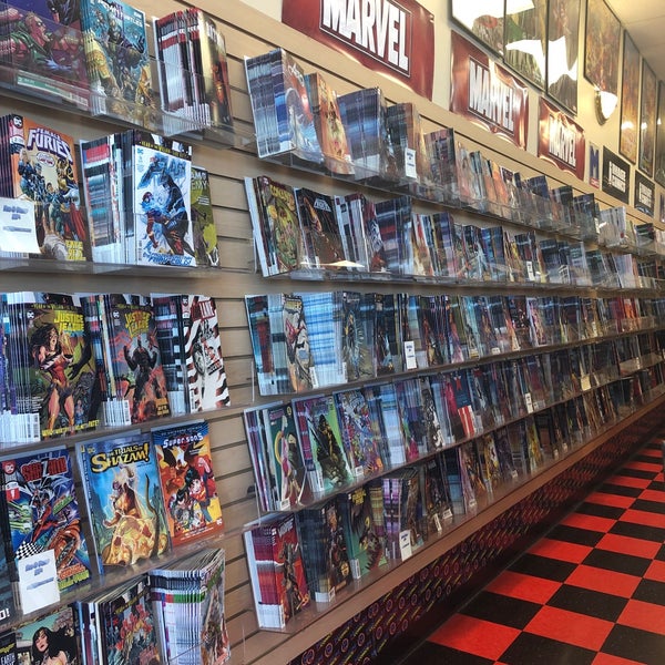 Maximum Comics - 5130 S Fort Apache Rd #285