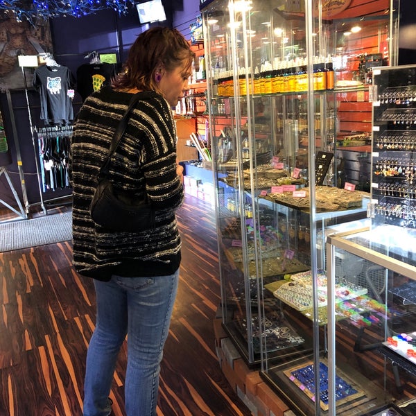 The Hot Box - Smoke Shop in Beaverton
