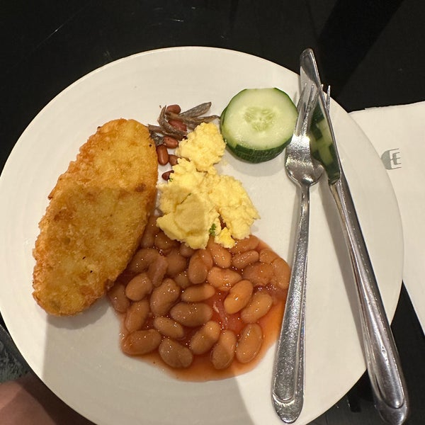 MAS Golden Lounge - Satellite - 138 tips