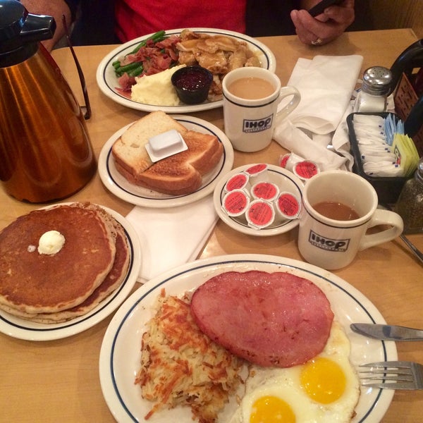 IHOP - Breakfast Spot