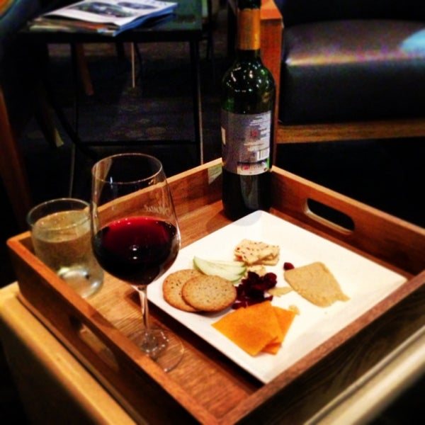 Vino Venue - Wine Bar