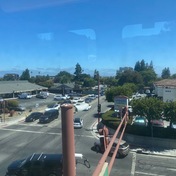 San Carlos Caltrain Station - 20 tips from 3249 visitors