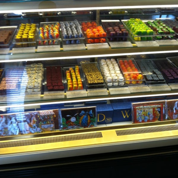 William Dean Chocolates - Dessert Shop