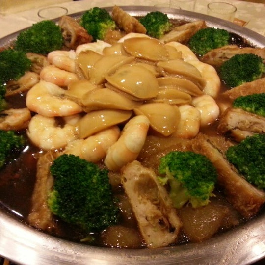 Starview Restaurant (仙景樓飯店) - 2832,2833,2834 Jalan Baru