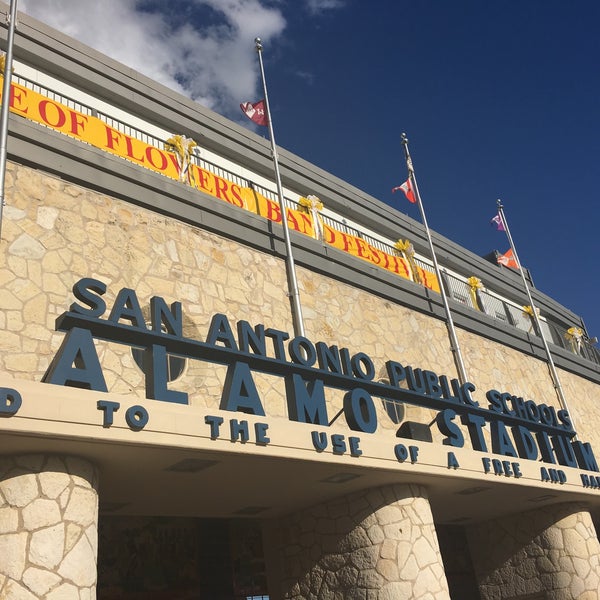 Alamo Stadium - Uptown Broadway - 3 tips