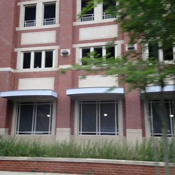 CPCC STUDENT PARKING DECK 3 - Elizabeth - 1 tip