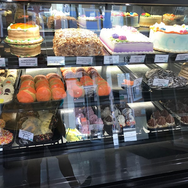 Prantl's Bakery - Market Square - Bakery in Fifth and Forbes Corridor