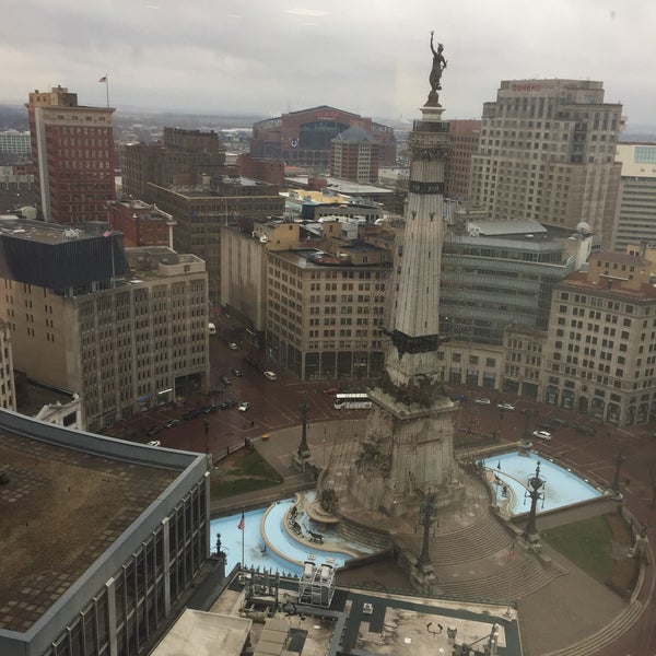 Salesforce Tower - Downtown Indianapolis - 10 tips from 1642 visitors