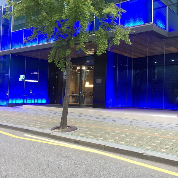 Jyp Entertainment Building 2022