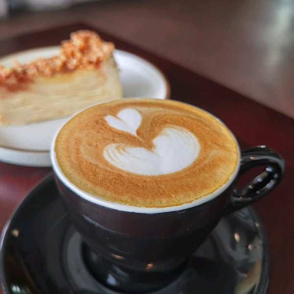 Feeka Coffee Roasters Happy Mansions - Café in Petaling Jaya