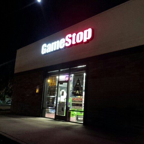 GameStop - Santa Ana, CA