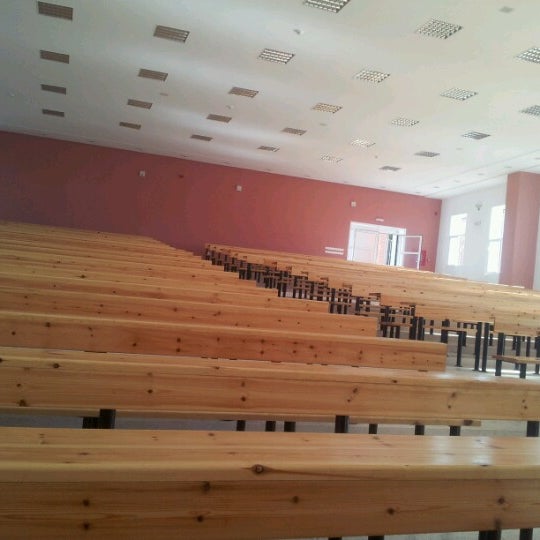 Amphi 3, Annexe 1 -FSJEST