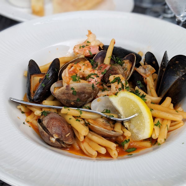 Blu Sardinia - Italian Restaurant in Downtown Redmond