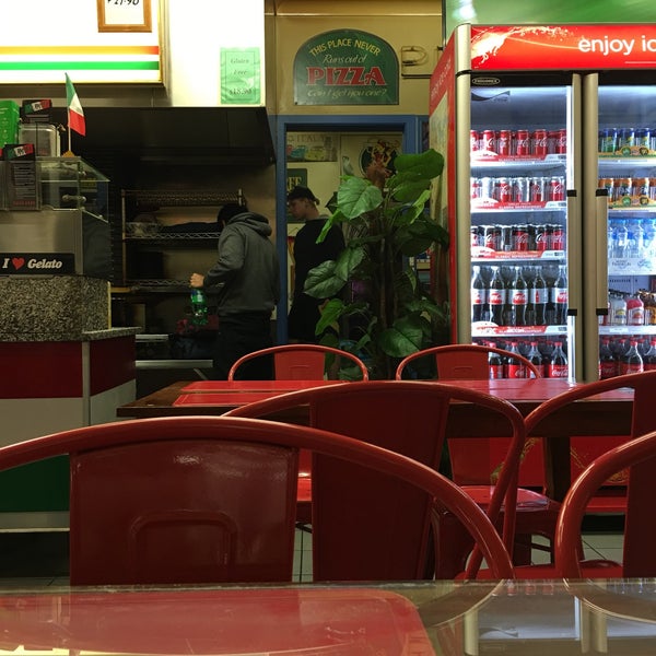 La Bella Pizza - 3 tips from 76 visitors