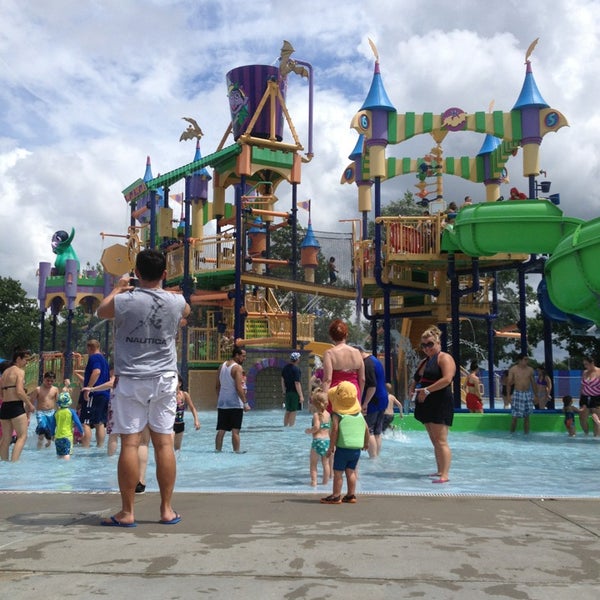 Sesame Place Count's Cabanas - Amusement Park