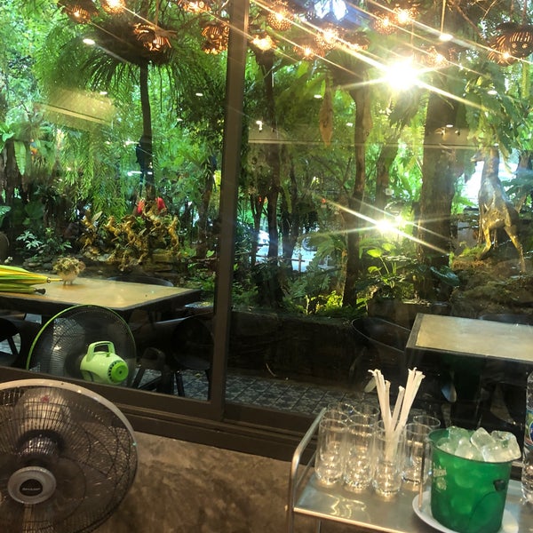 ตาทวย (Ta Tuay) - Thai Restaurant in Thalang