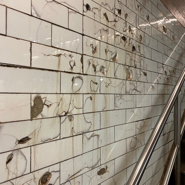 Photos at MTA Subway - Borough Hall/Court St (R/2/3/4/5) - Downtown ...