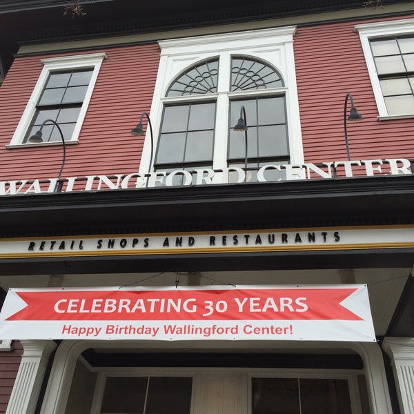 Wallingford Center - Shopping Mall in Wallingford