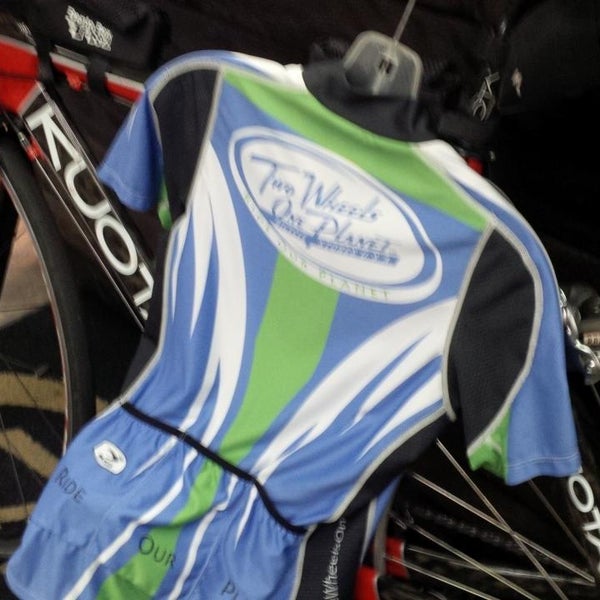 Pure Ride Cycles - Bicycle Store in Lake Forest