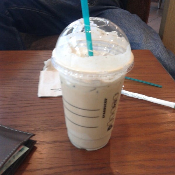 Starbucks - Coffee Shop in Bandar Baru Sri Manjung