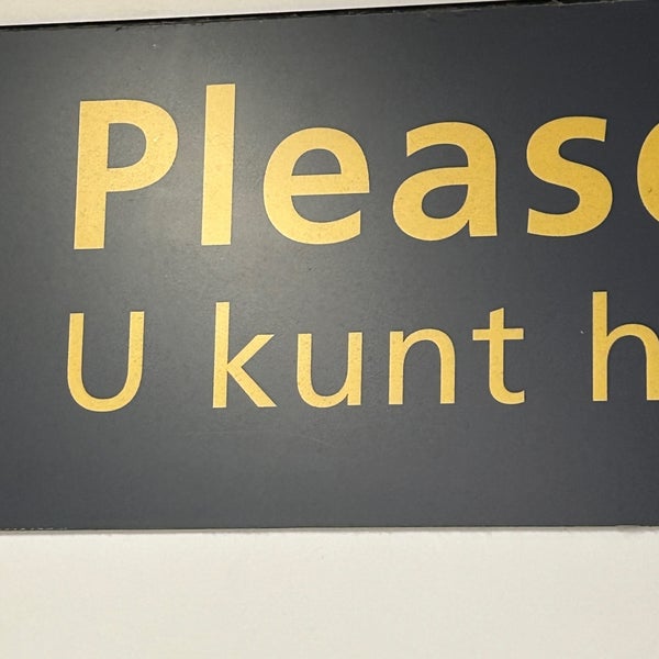 Gate C22 - Airport Gate