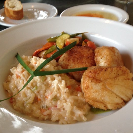 Trax Cafe & Restaurant - American Restaurant