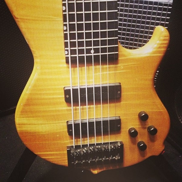 Guitar Center - Music Store