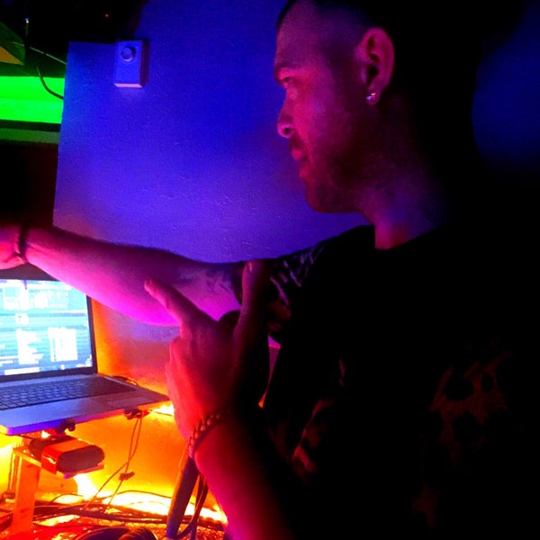 Mingle's Lounge - Lounge