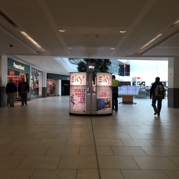 Victoria Shopping Centre - 362 Chartwell Sq