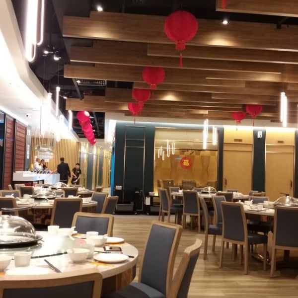 Photos at Steam Era Seafood Steamboat Restaurant 蒸时代海鲜蒸汽火锅