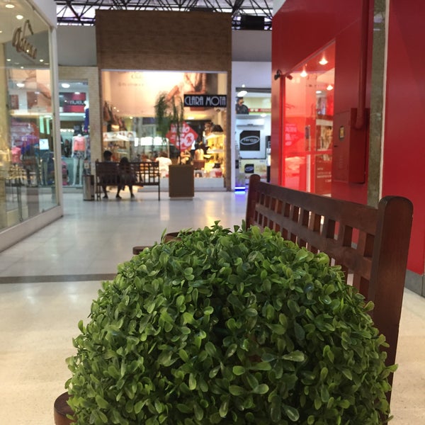 Praia Shopping - Shopping Mall in Capim Macio