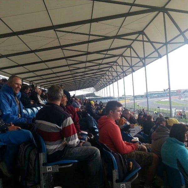 Photos at Luffield Grandstand - 8 tips