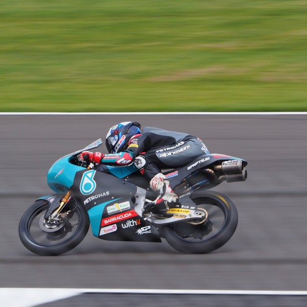 Photos at Luffield Grandstand - 8 tips